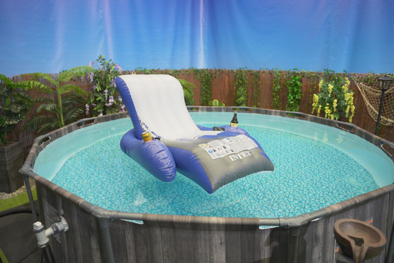 Poolsessel mit Getränkehalter von Intex | 180 x 135 cm | Vinyl